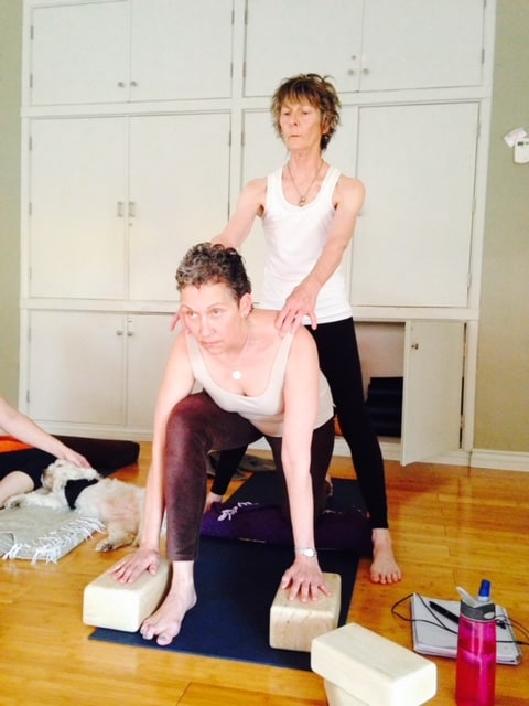 About Jas – jasmineliebyoga